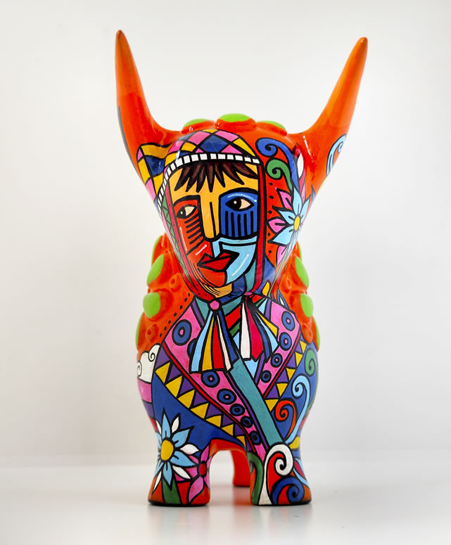 Torito de Pucará Mediano